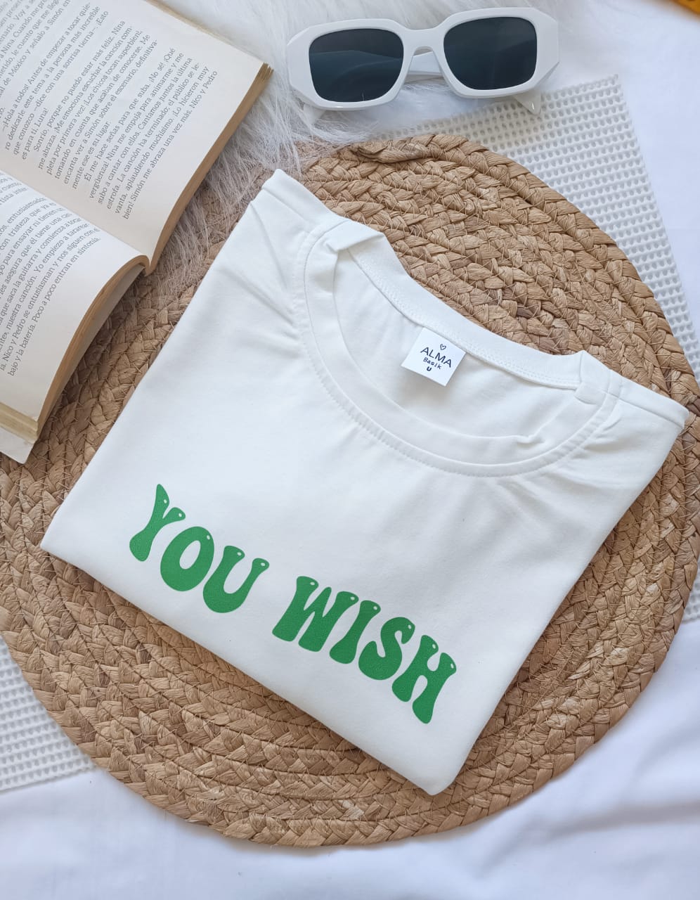 Camisa Corta Letra Verde (Blanco Hueso) – Almabasik